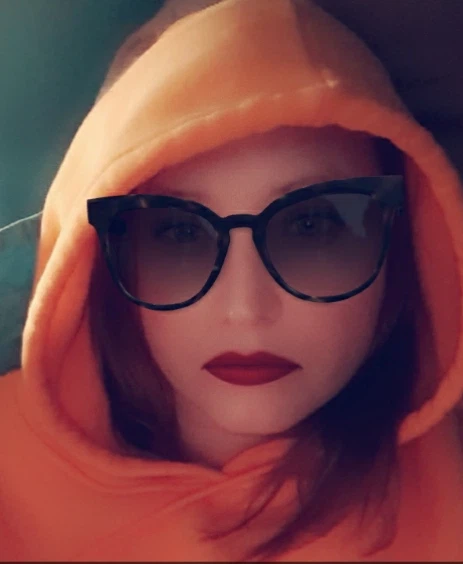 Gwen Stark (@gwen_stark) on Linkme